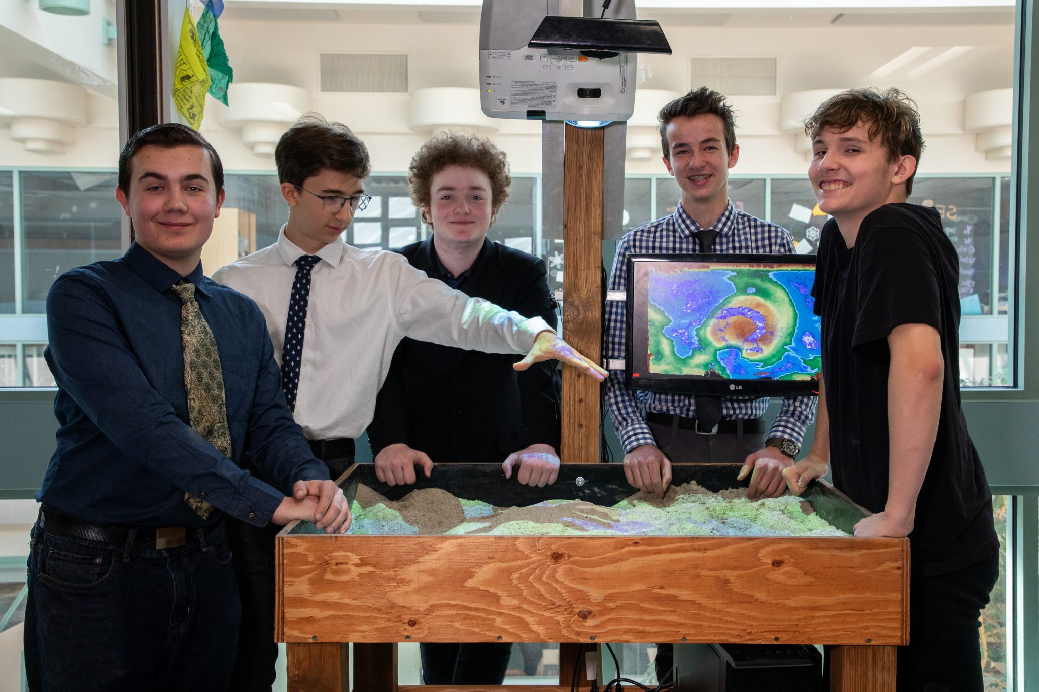 Thomas Haney Secondary students build augmented reality sandbox | District Highlights | Maple ...